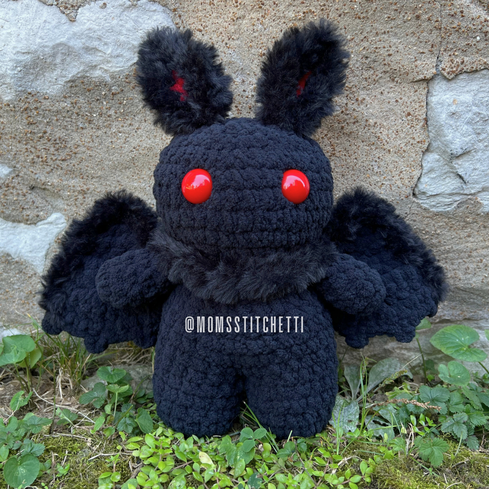 Mothman and Cthulhu Crochet Pattern – Moms Stitchetti