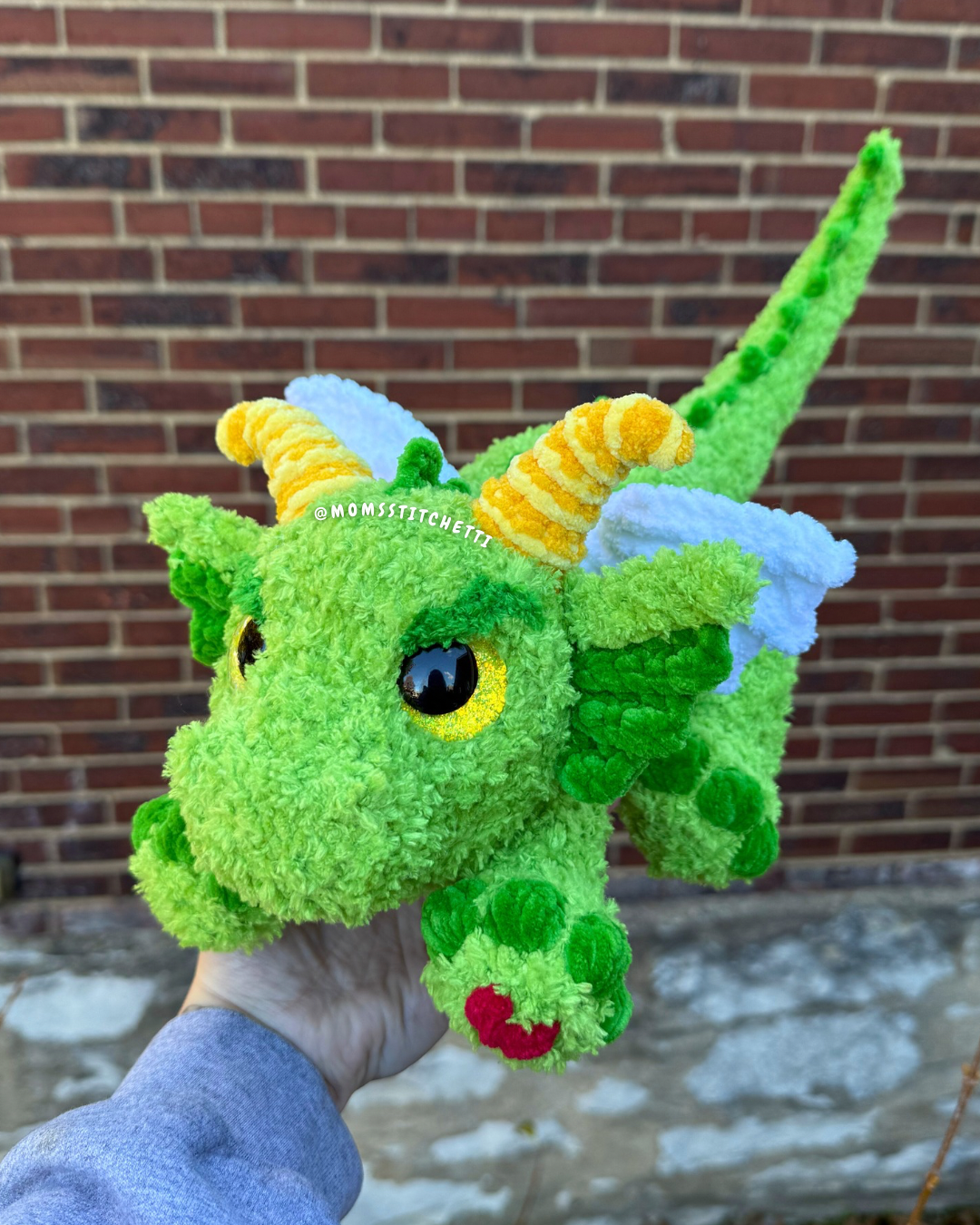 Grinch Dragon Plushie – Moms Stitchetti